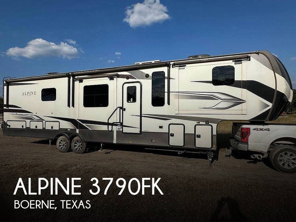 2022 Keystone Alpine 3790FK RV for Sale in Boerne, TX 78006 | 430396 ...