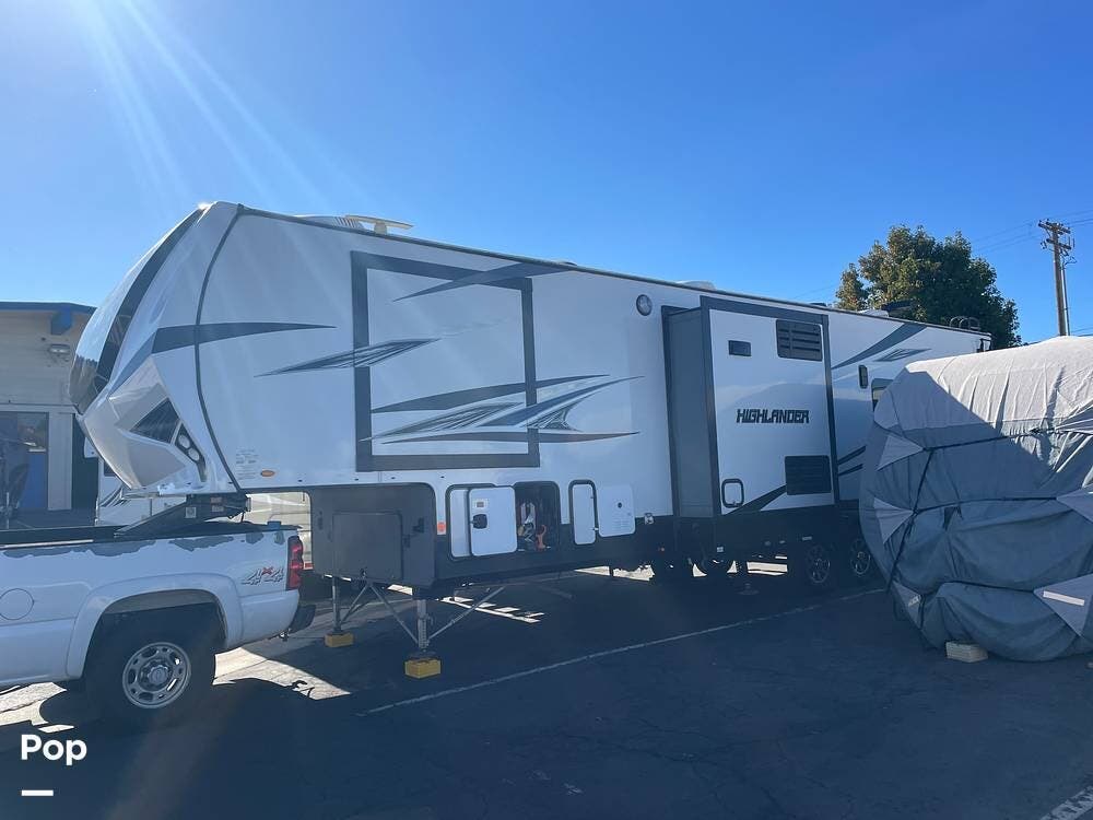 2020 Highland Ridge Highlander 350H Toy Hauler #421502 - For Sale in ...