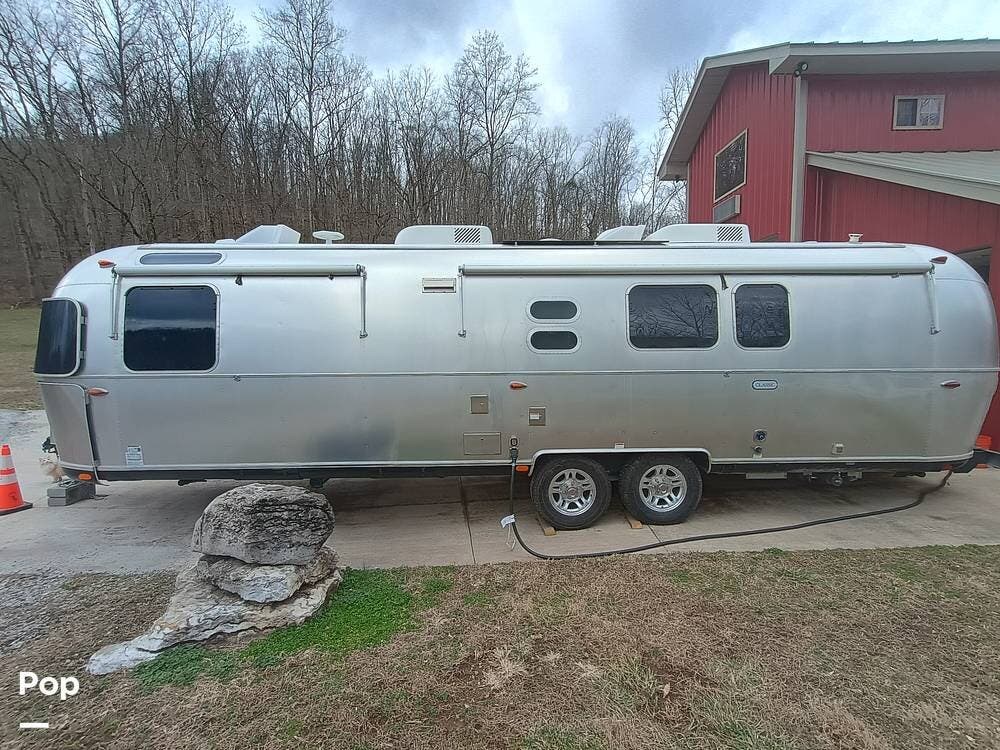 2023 Airstream Classic 33FB QUEEN RV for Sale in Nashville, TN 37190 ...