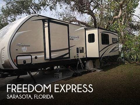 2016 Coachmen Freedom Express 322RLDS RV for Sale in Sarasota, FL 34240 ...
