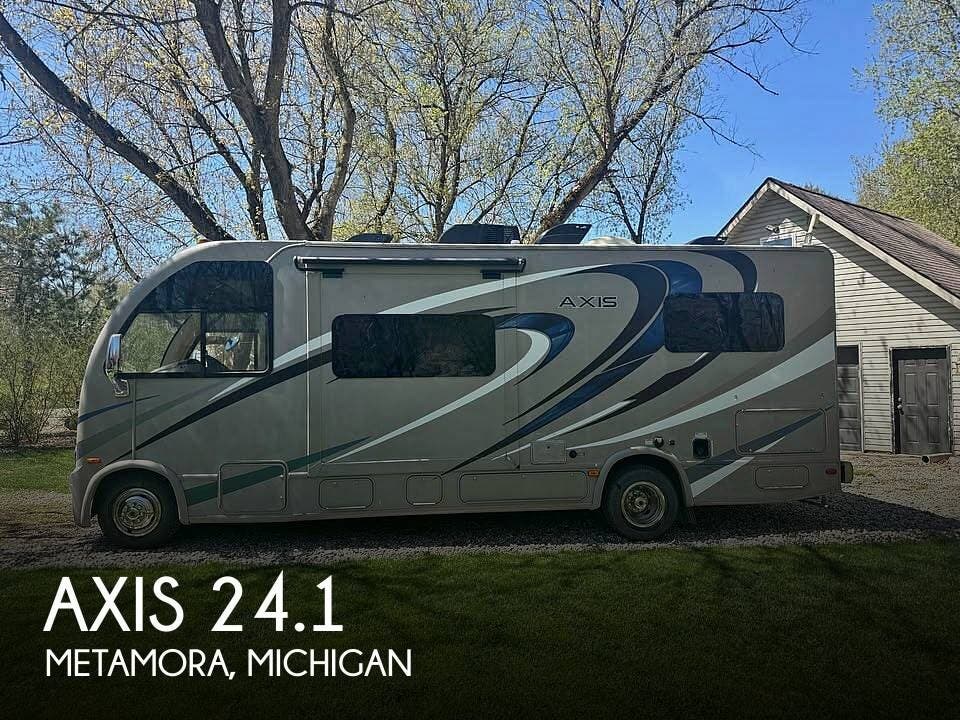 2016 Thor Motor Coach Axis 24.1 RV for Sale in Metamora, MI 48455 ...