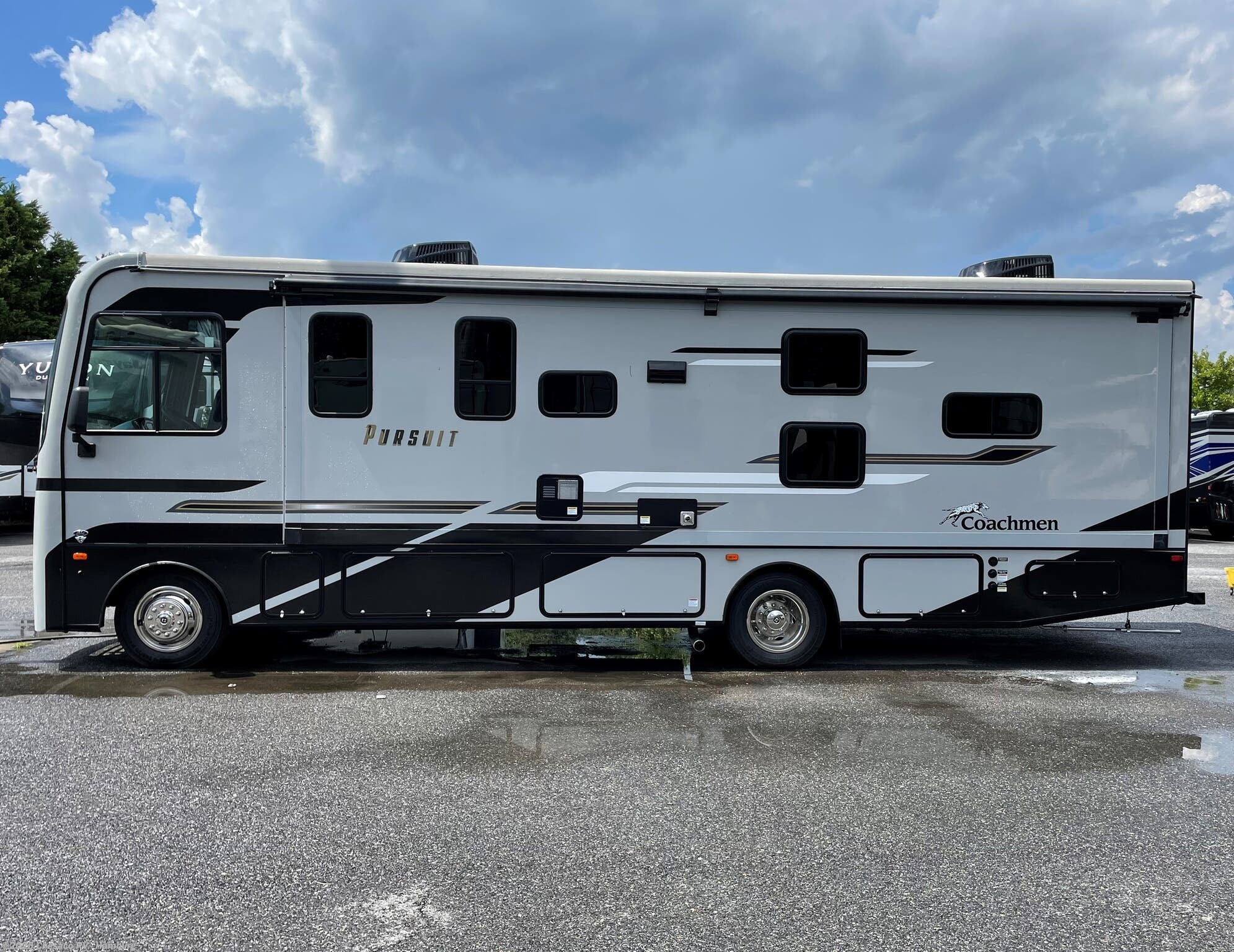 2023 Coachmen Pursuit 31BH RV for Sale in Hamburg, PA 19526 | 09385 ...