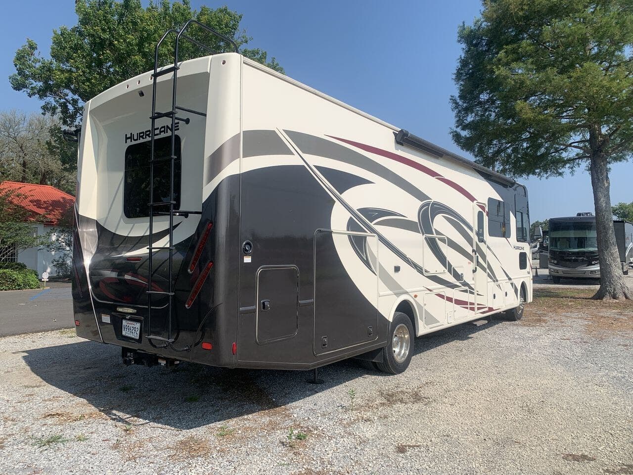 2019 Thor Motor Coach Hurricane 34J