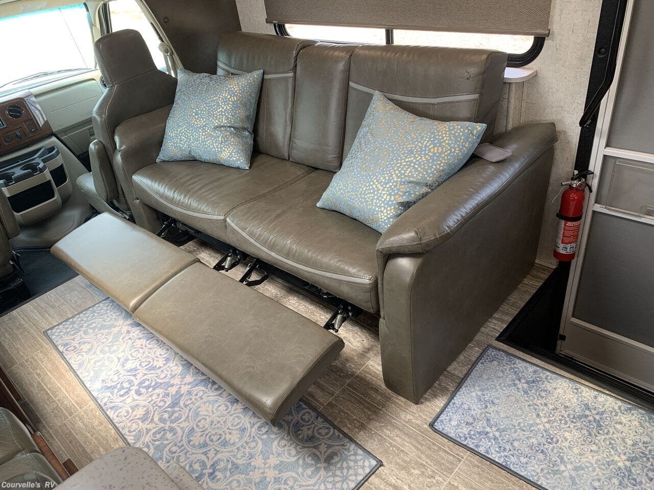 2018 Forest River Forester 3051S