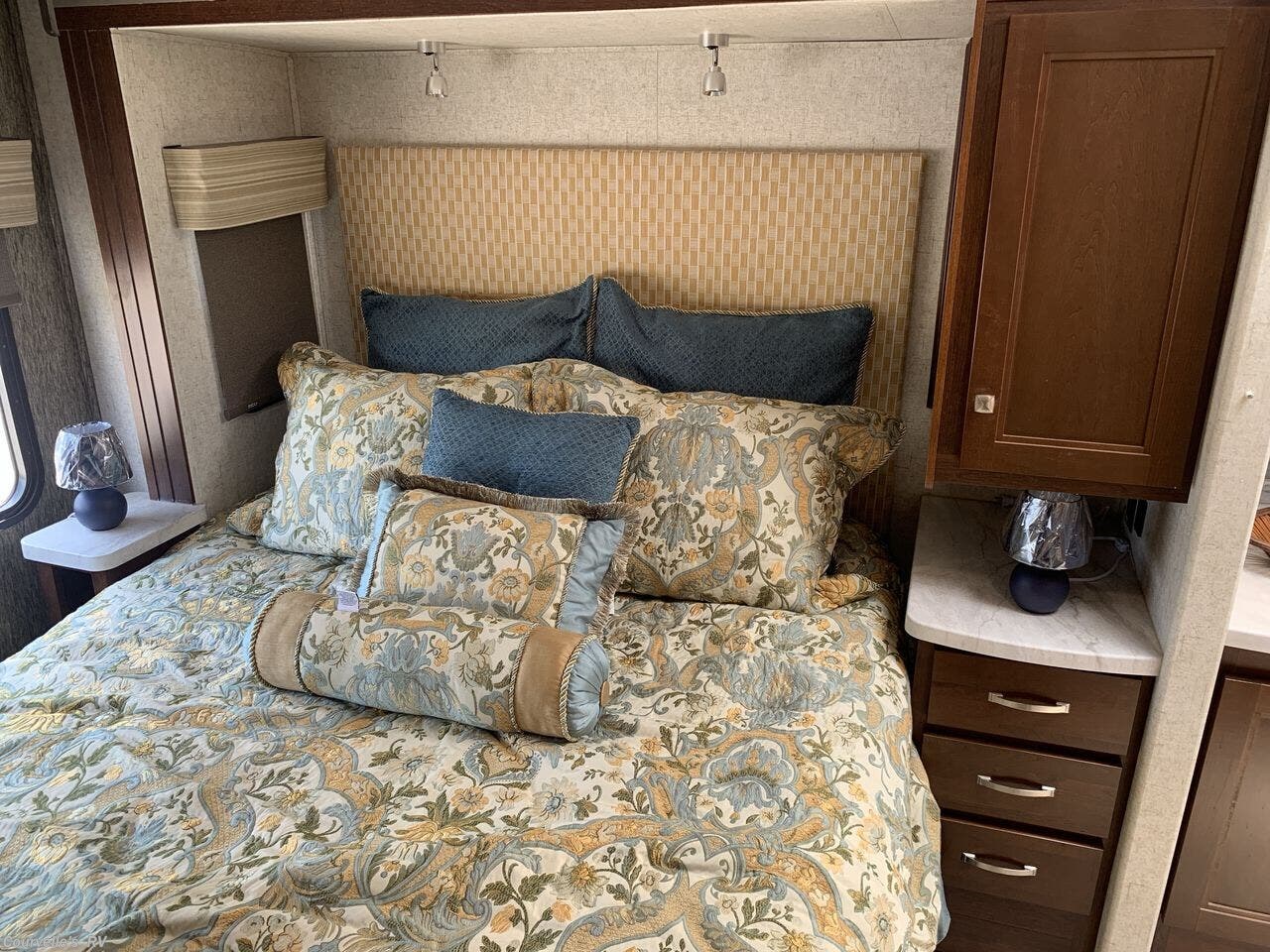 2018 Forest River Forester 3051S