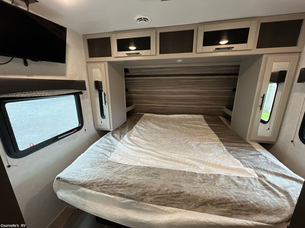 2021 CrossRoads Cruiser Aire CR28RKS