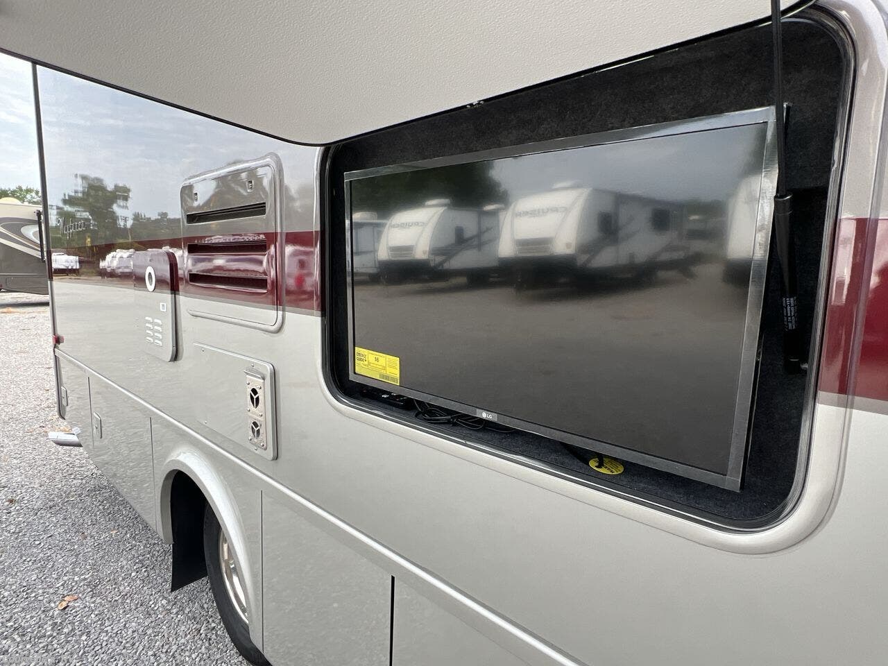 2019 Tiffin Wayfarer 24 FW