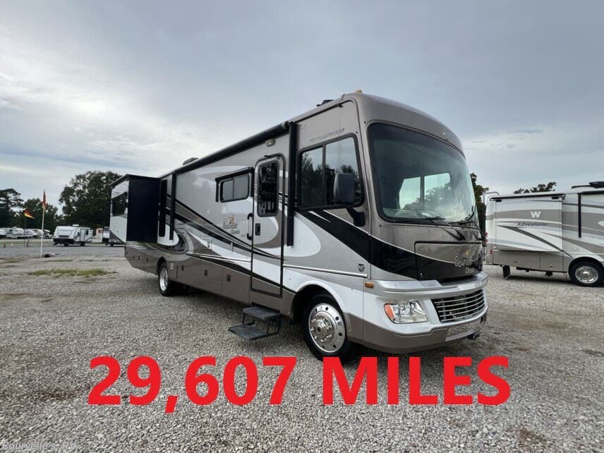 2014 Fleetwood Bounder Classic 36R