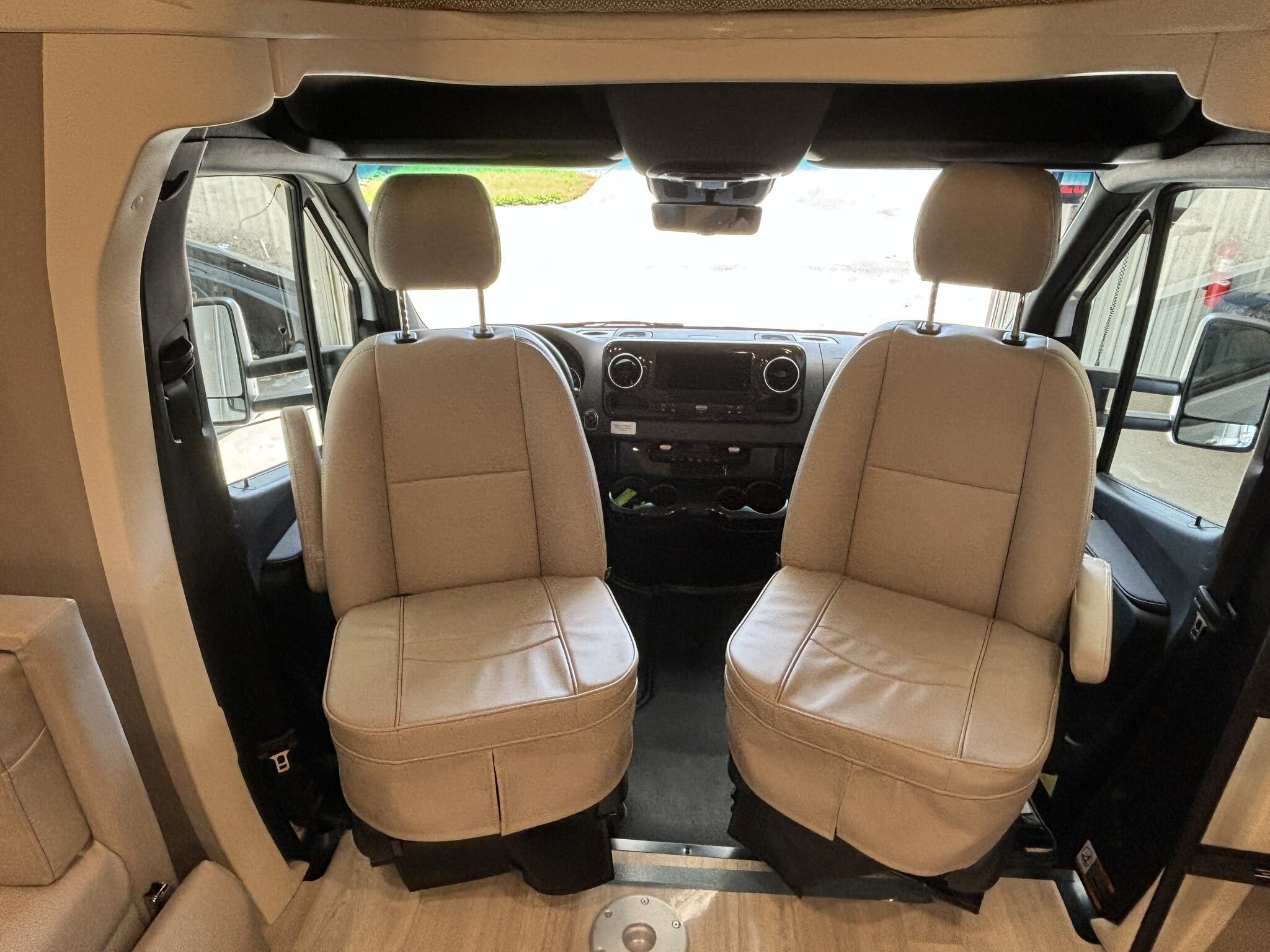 2025 Winnebago View 24D