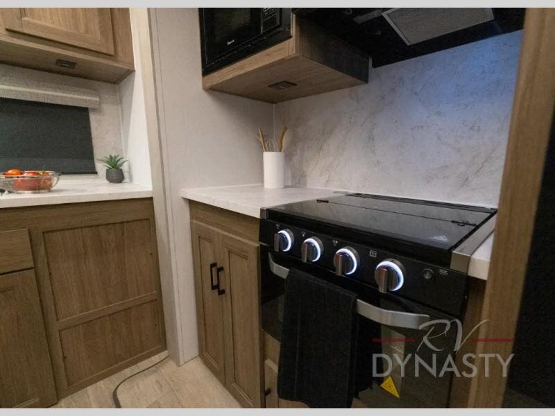 2026 Coachmen Freedom Express Ultra Lite 22MLS RV for Sale in Bunker ...