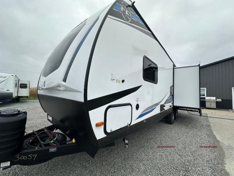 2025 Coachmen Freedom Express Ultra Lite 274RKS #W030059 - For Sale in ...