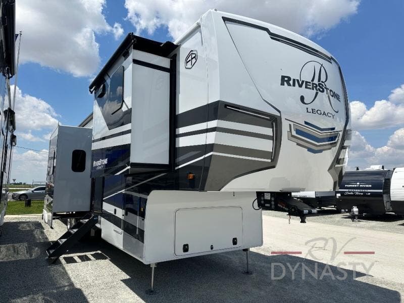 2025 Forest River RiverStone 421FK #0005181 - For Sale in Bunker Hill, IN