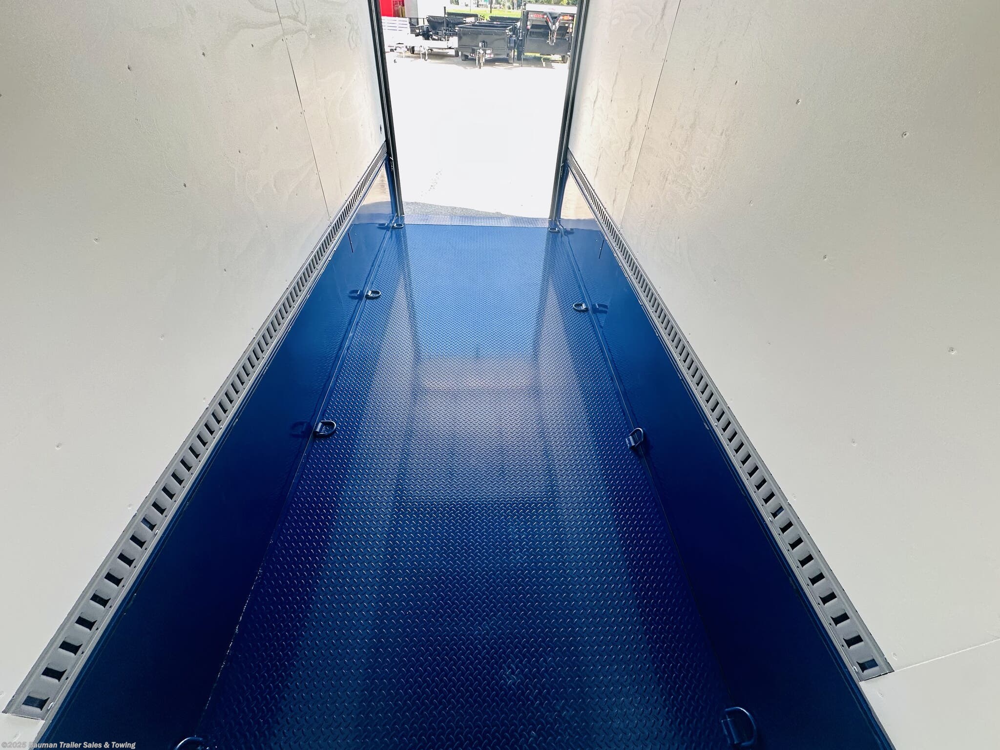 6x16 Cargo Trailer for sale | New Air-tow E16 Xl - GROUND LEVEL LOADING ...