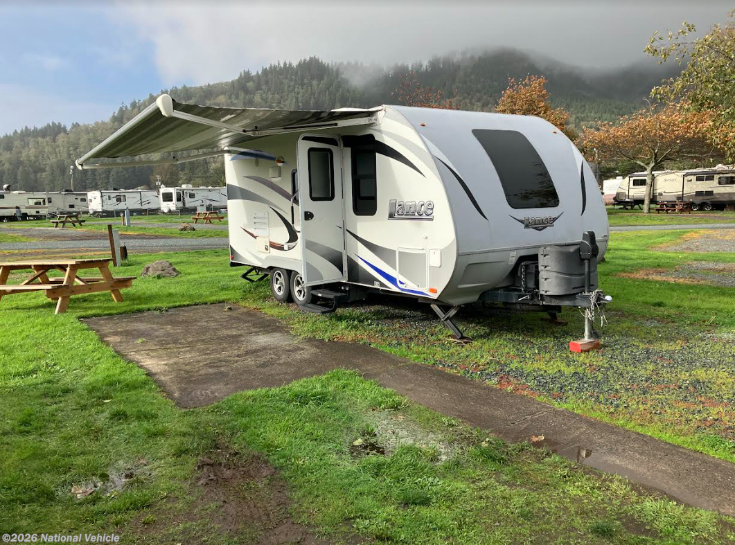 2015 Lance Travel Trailer 1985 RV for Sale in Garibaly, OR 97118 ...