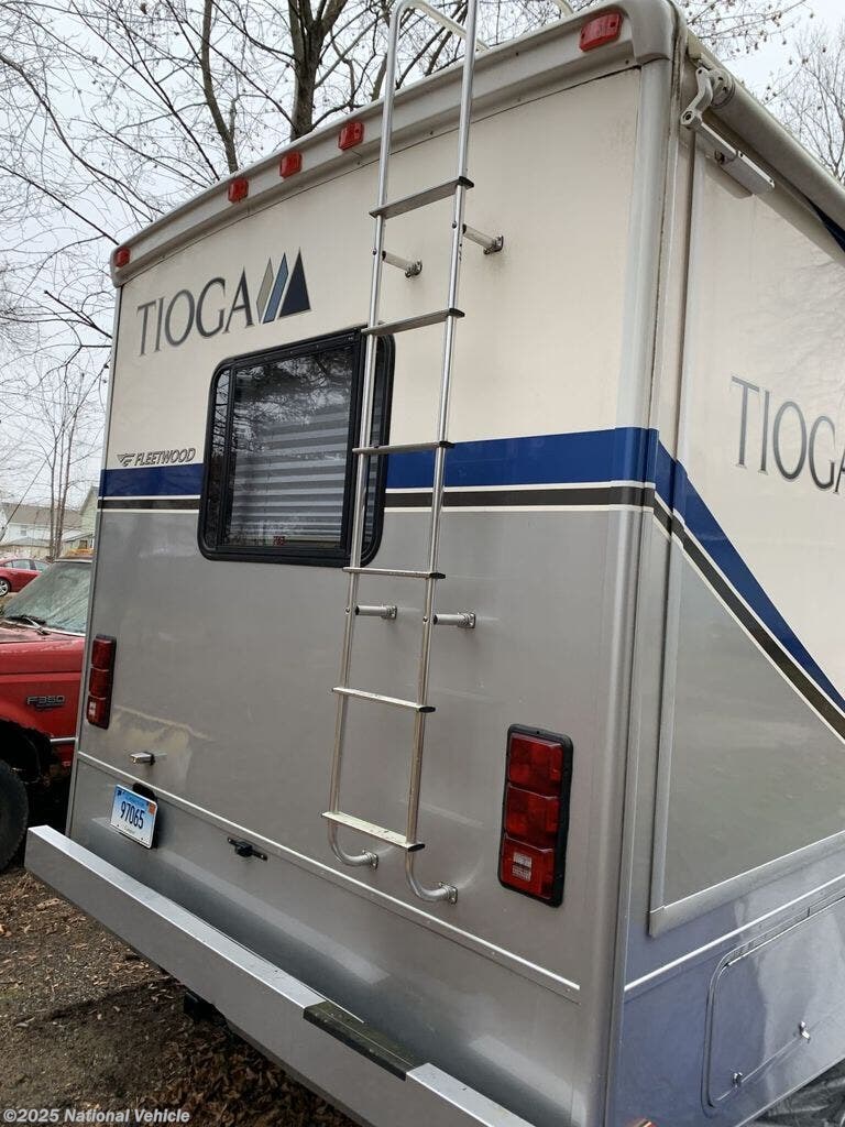 2006 Fleetwood Tioga 31M RV for Sale in Torrington, CT 06790 | C5415226 ...