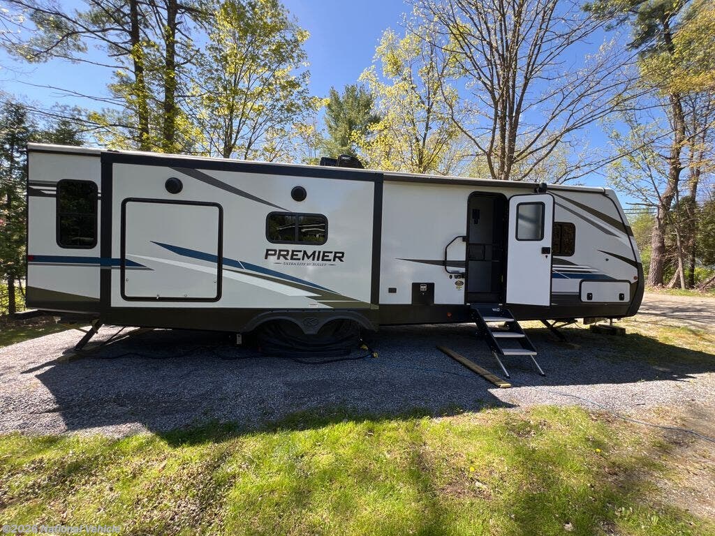 2021 Keystone Bullet Premier Ultra 30RIPR RV for Sale in Willsboro, NY ...