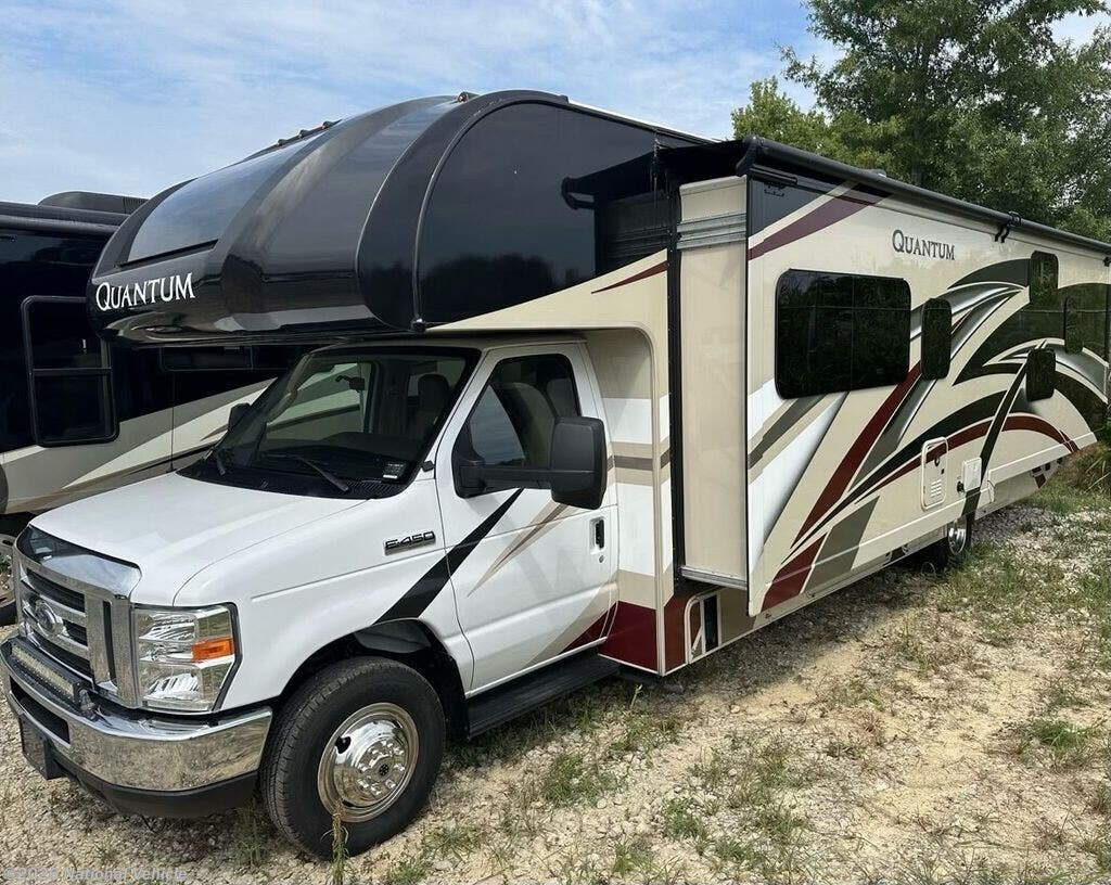 2020 Thor Motor Coach Quantum 31LF RV for Sale in Tacoma, WA 98405 ...