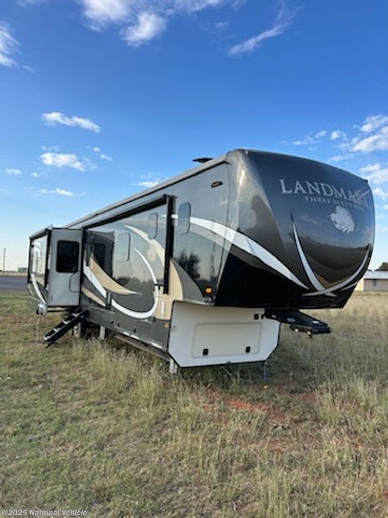 2019 Heartland Landmark 365 Newport RV for Sale in Elk City, OK 73644 ...
