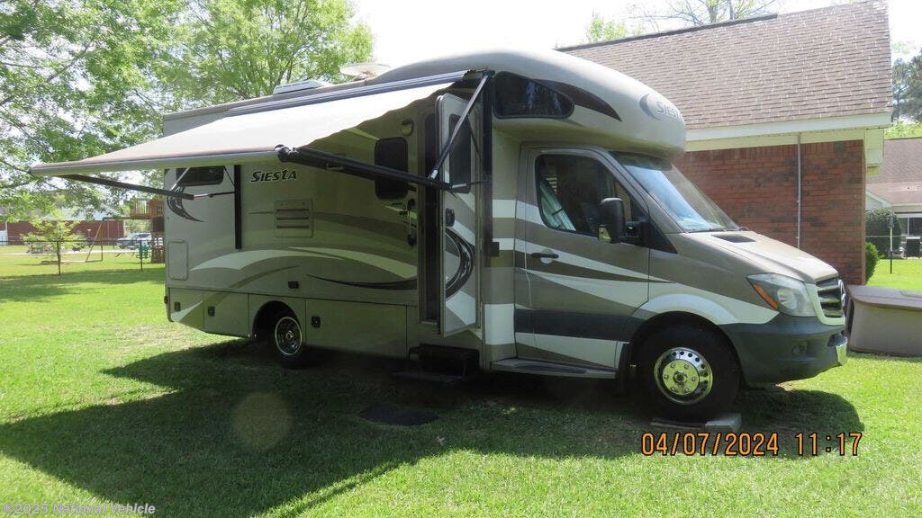 2014 Thor Motor Coach Siesta 24SR RV for Sale in Dothan, AL 36301 ...