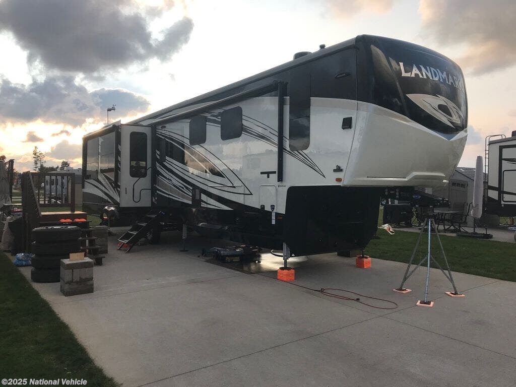 2023 Heartland Landmark 365 Newport RV for Sale in Ludington, MI 49431 ...