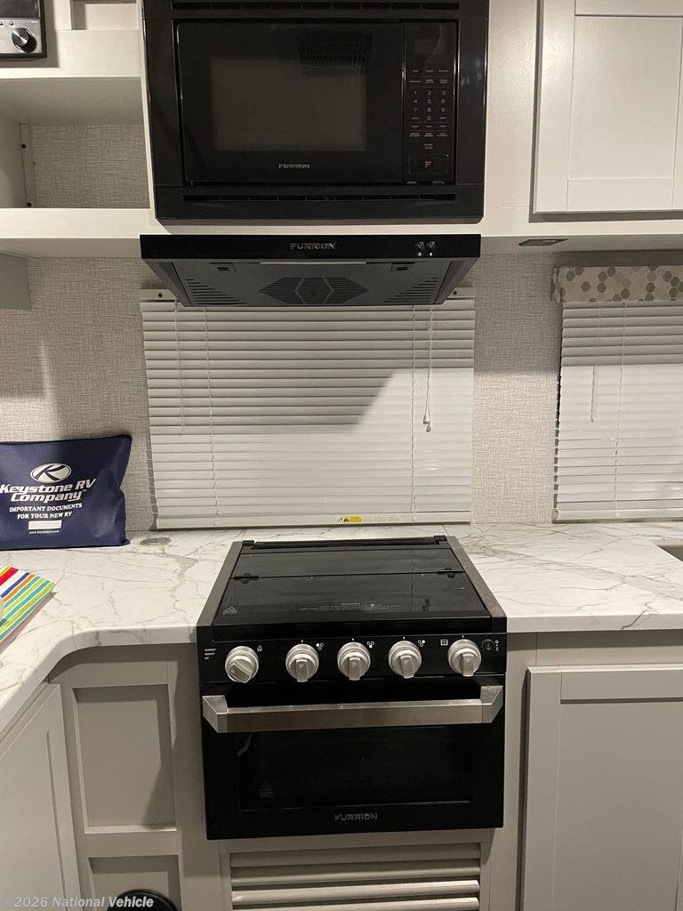 2021 Keystone Bullet Ultra Lite 221RBS RV for Sale in Newport, VA 24128 ...