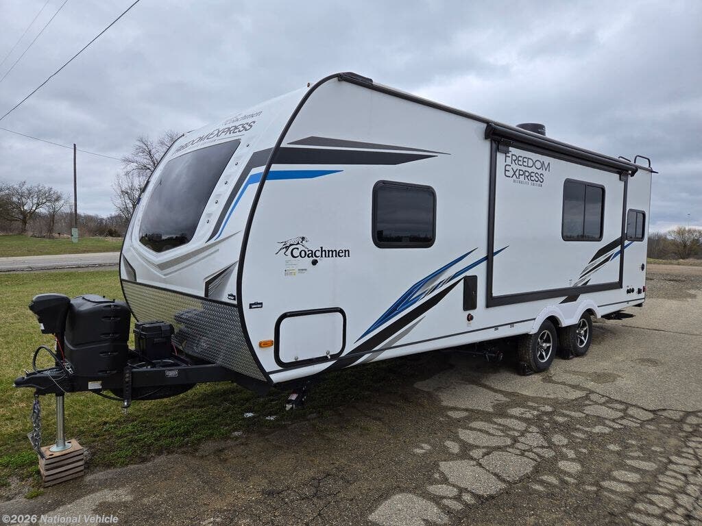 2022 Coachmen Freedom Express Ultra Lite 246RKS RV for Sale in Swartz ...