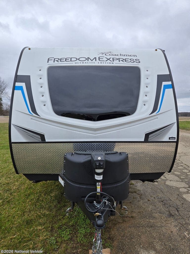 2022 Coachmen Freedom Express Ultra Lite 246RKS RV for Sale in Swartz ...
