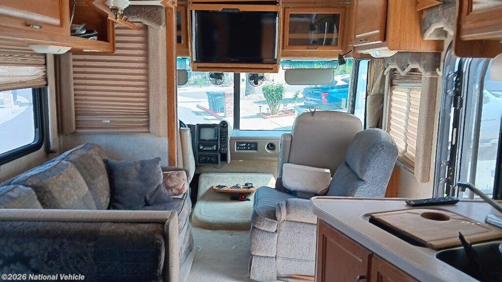 2005 Fleetwood Bounder 34M #C15175827 - For Sale in Hemet, CA