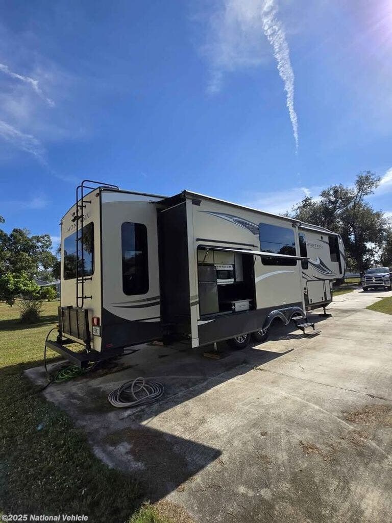 2017 Keystone Montana High Country 345RL #C60180673 - For Sale in Port ...