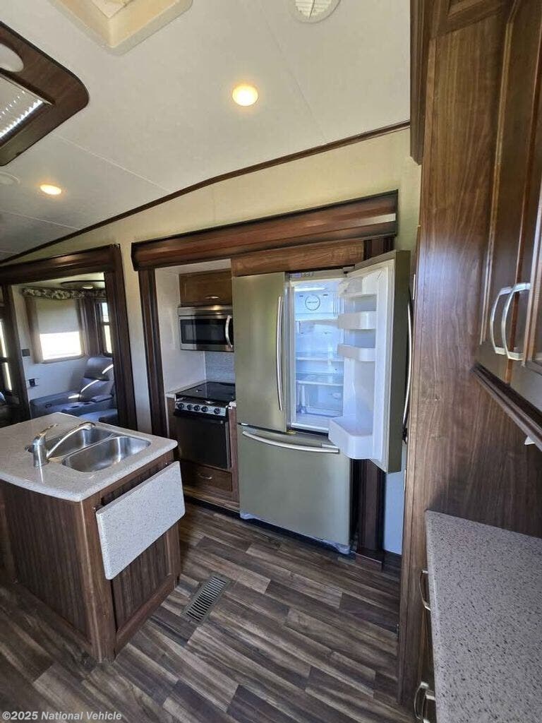 2017 Keystone Montana High Country 345RL #C60180673 - For Sale in Port ...