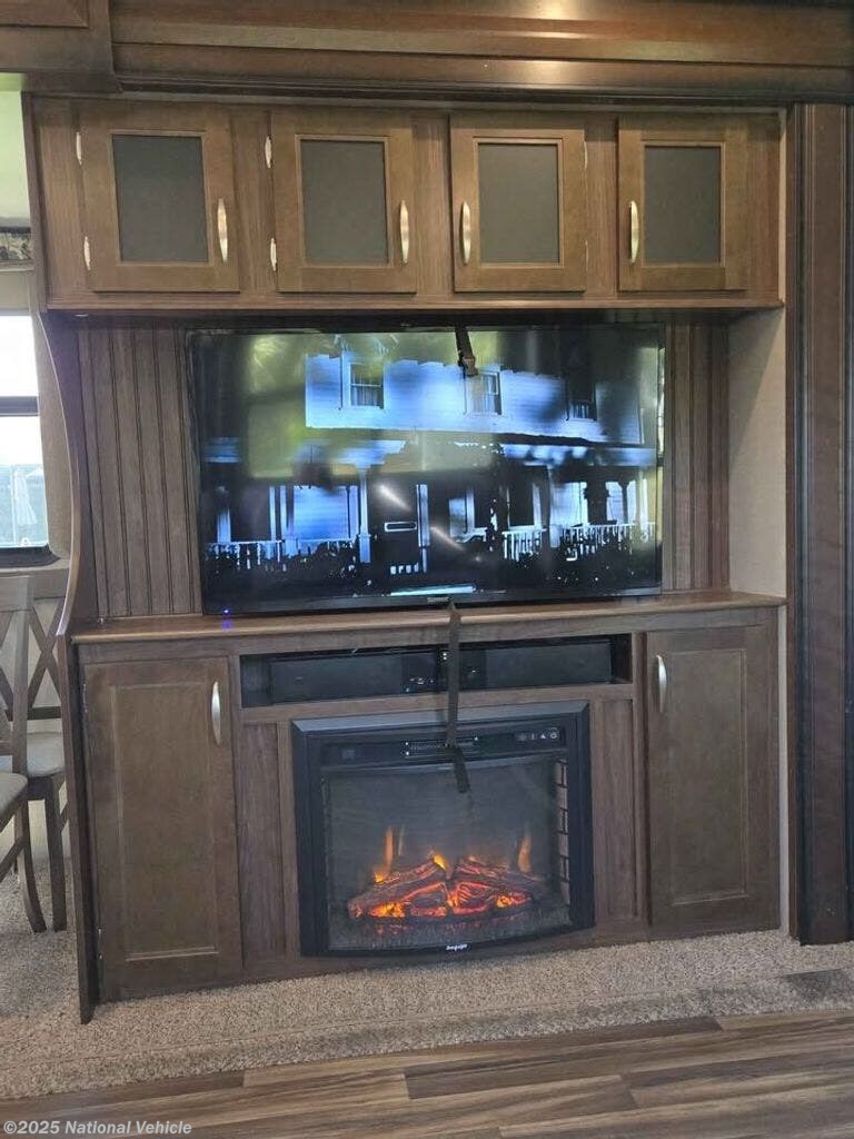 2017 Keystone Montana High Country 345RL #C60180673 - For Sale in Port ...