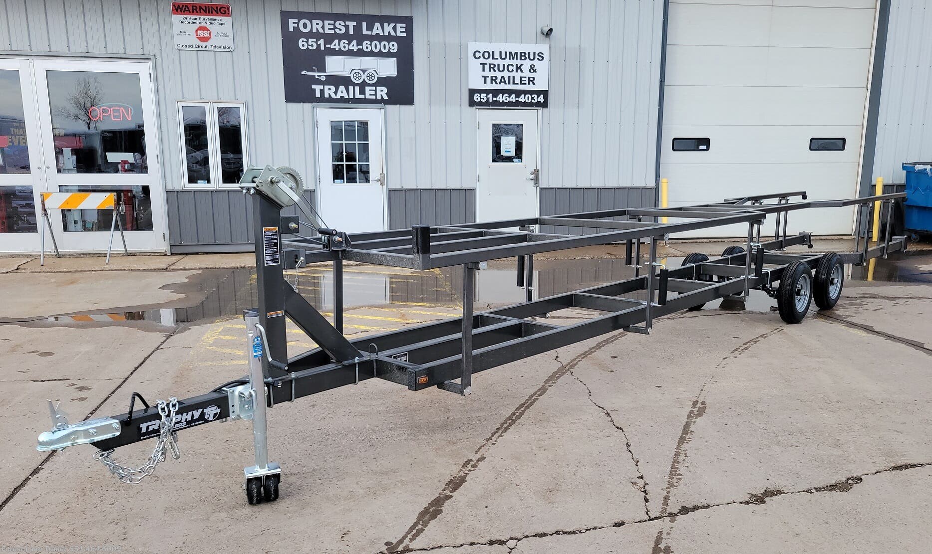 2023 Trophy HD 25' Scissor Lift Pontoon Trailer