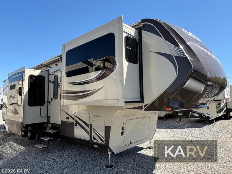 2016 Grand Design Solitude 379FL RV for Sale in Desert Hot Springs, CA ...