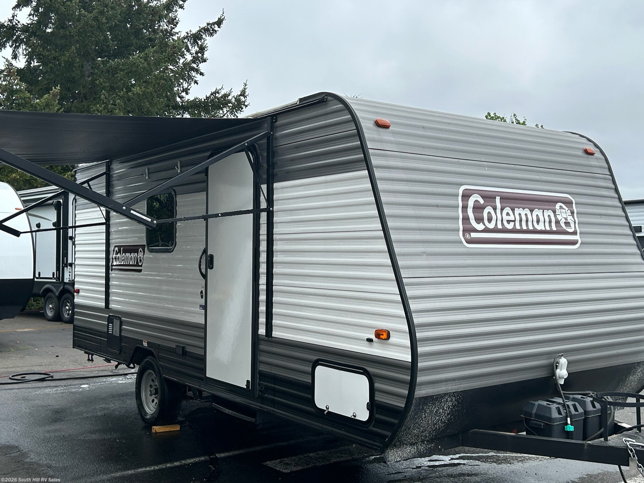 2021 Coleman 17B