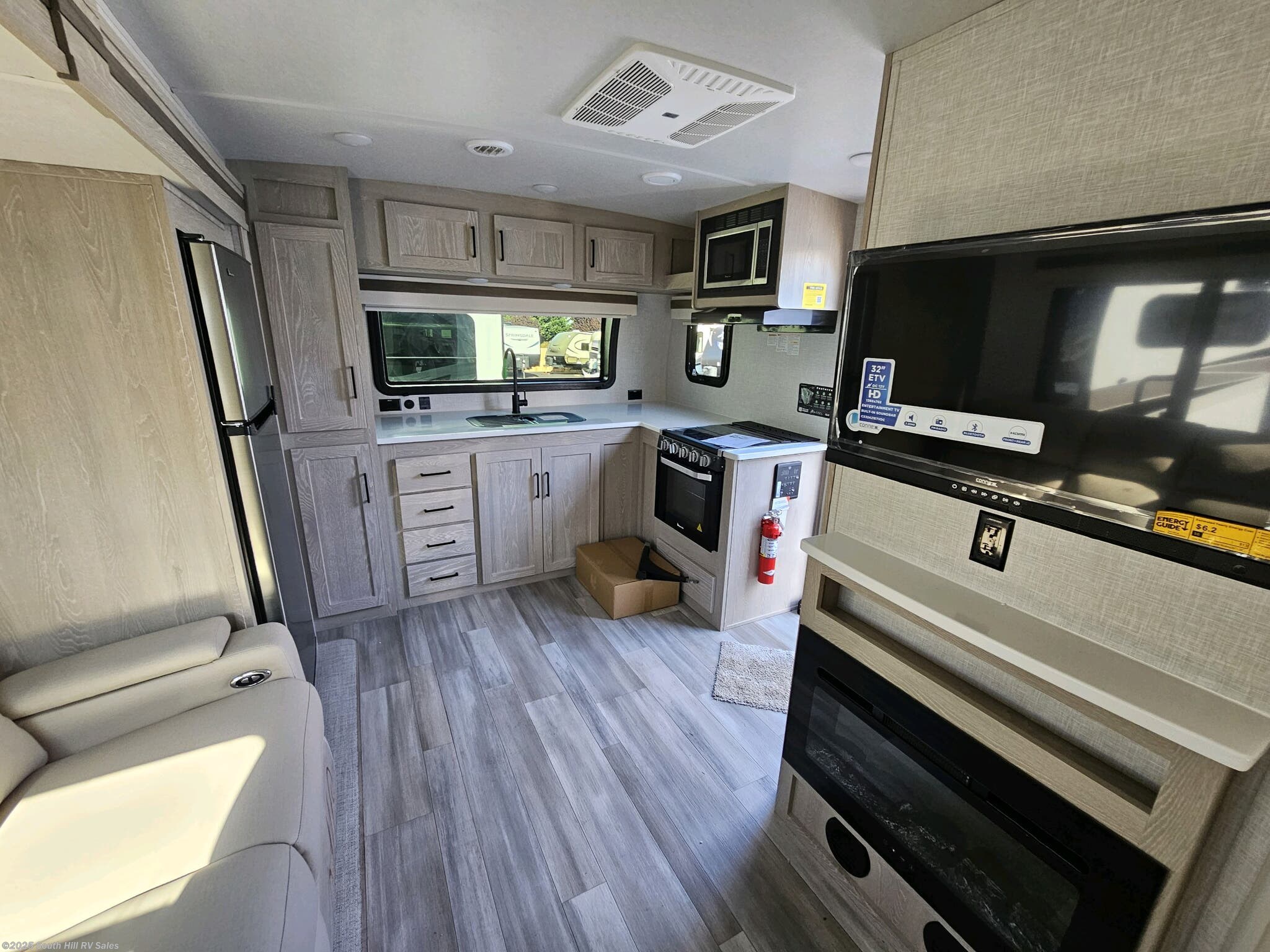 2023 Forest River Rockwood Mini Lite 2516S