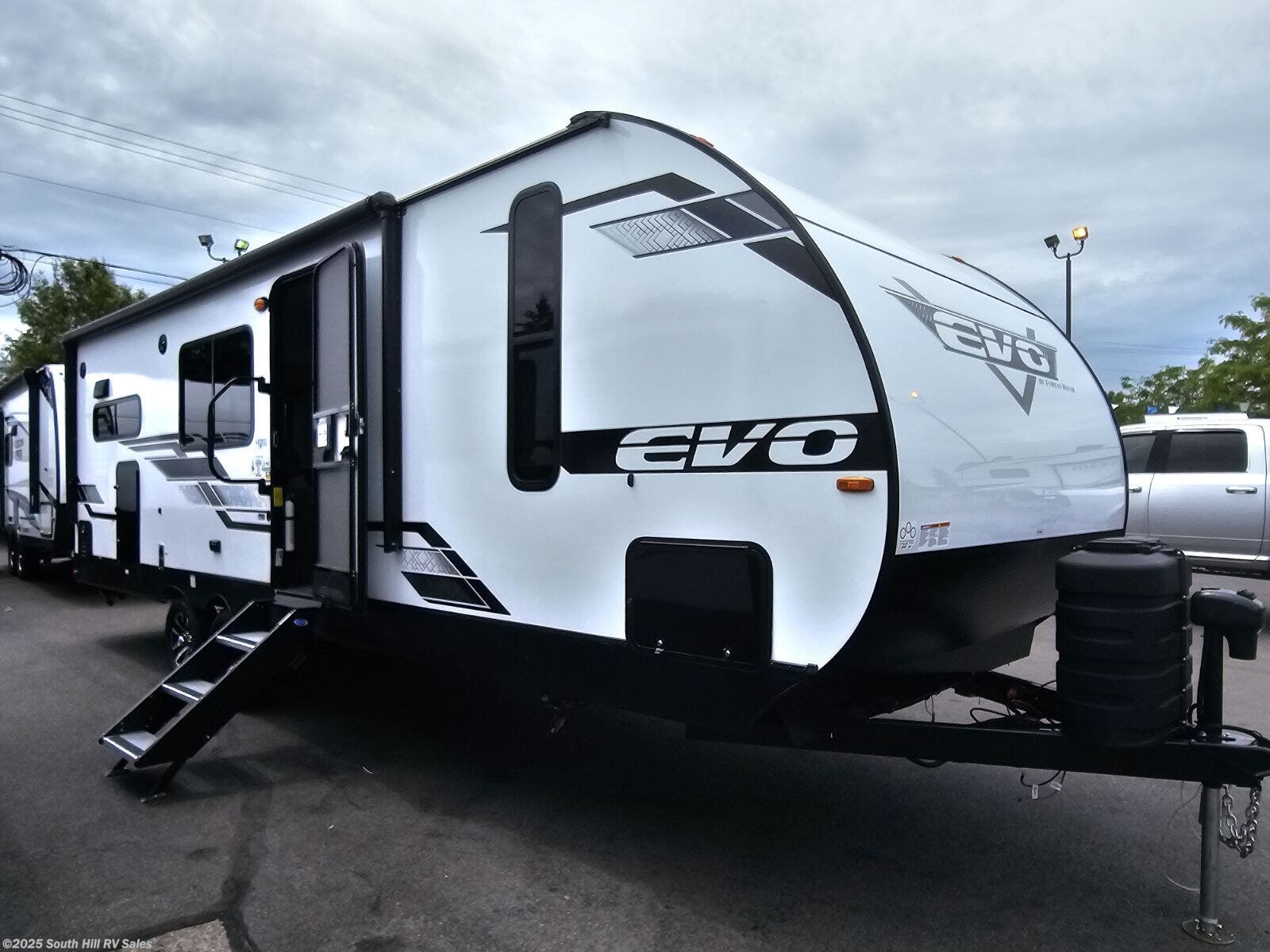 2024 Forest River EVO Southwest T2700