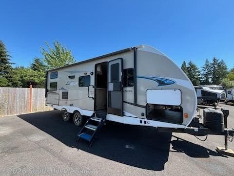 2019 Coachmen Freedom Express Ultra Lite 257BHS