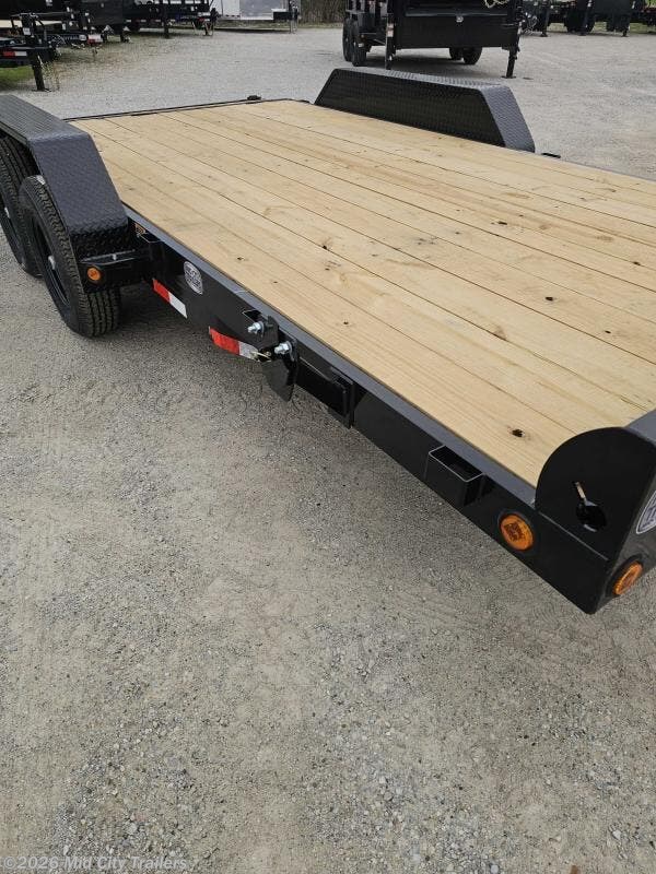 #25LT52930 - 2025 Load Trail BRAND NEW 2025 83X16 10K GVWR CAR HAULER ...