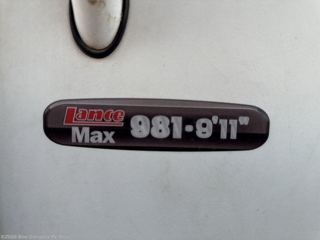 2004 Lance Lance 981 RV for Sale in Mesa, AZ 85202 | CT360173 | RVUSA ...