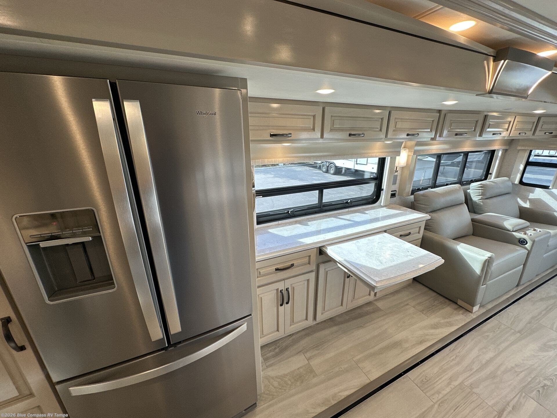 2025 Newmar Dutch Star 4369 RV for Sale in Dover, FL 33527 | M108158 ...