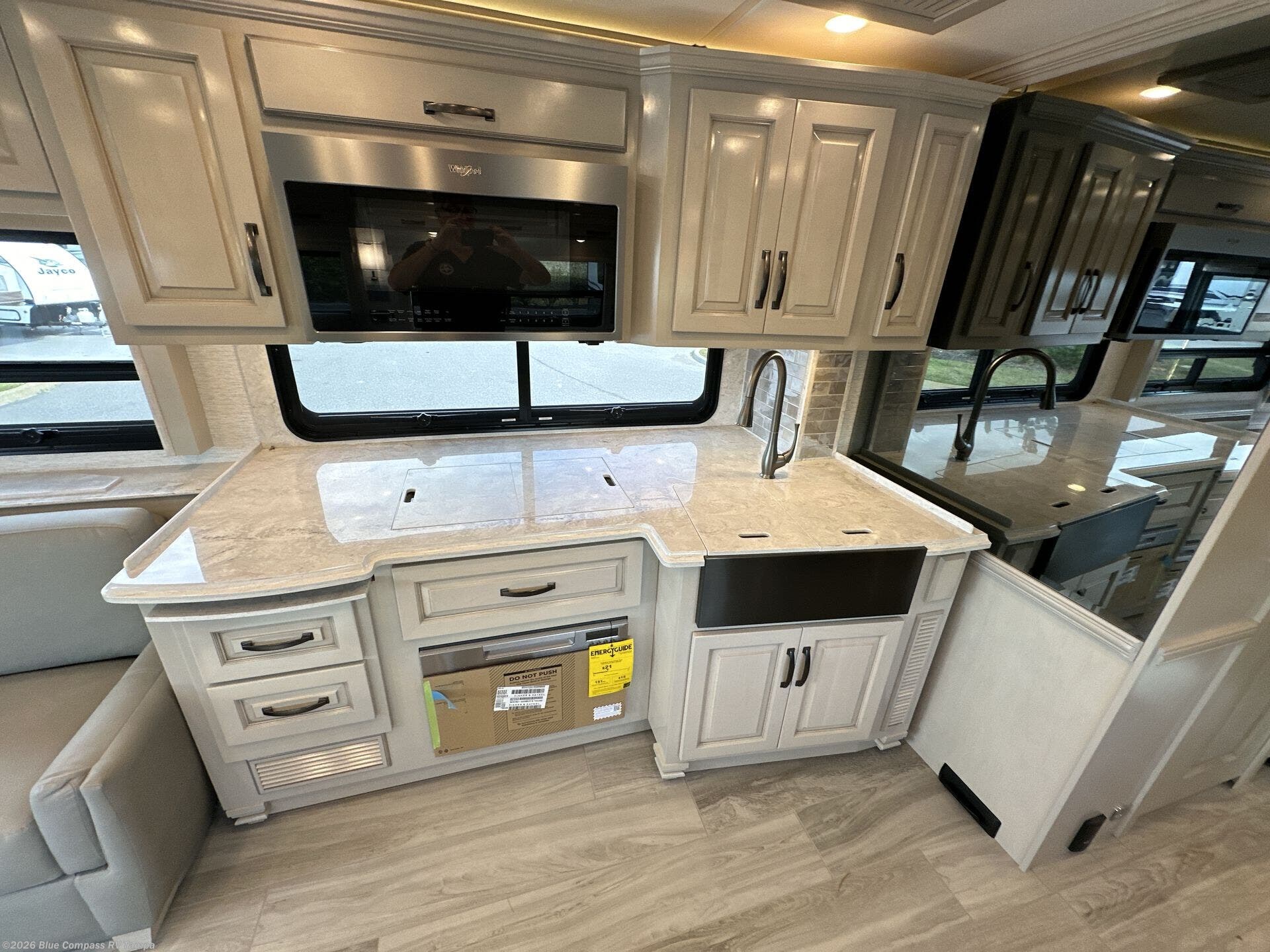 2025 Newmar Dutch Star 4369 RV for Sale in Dover, FL 33527 | M108158 ...