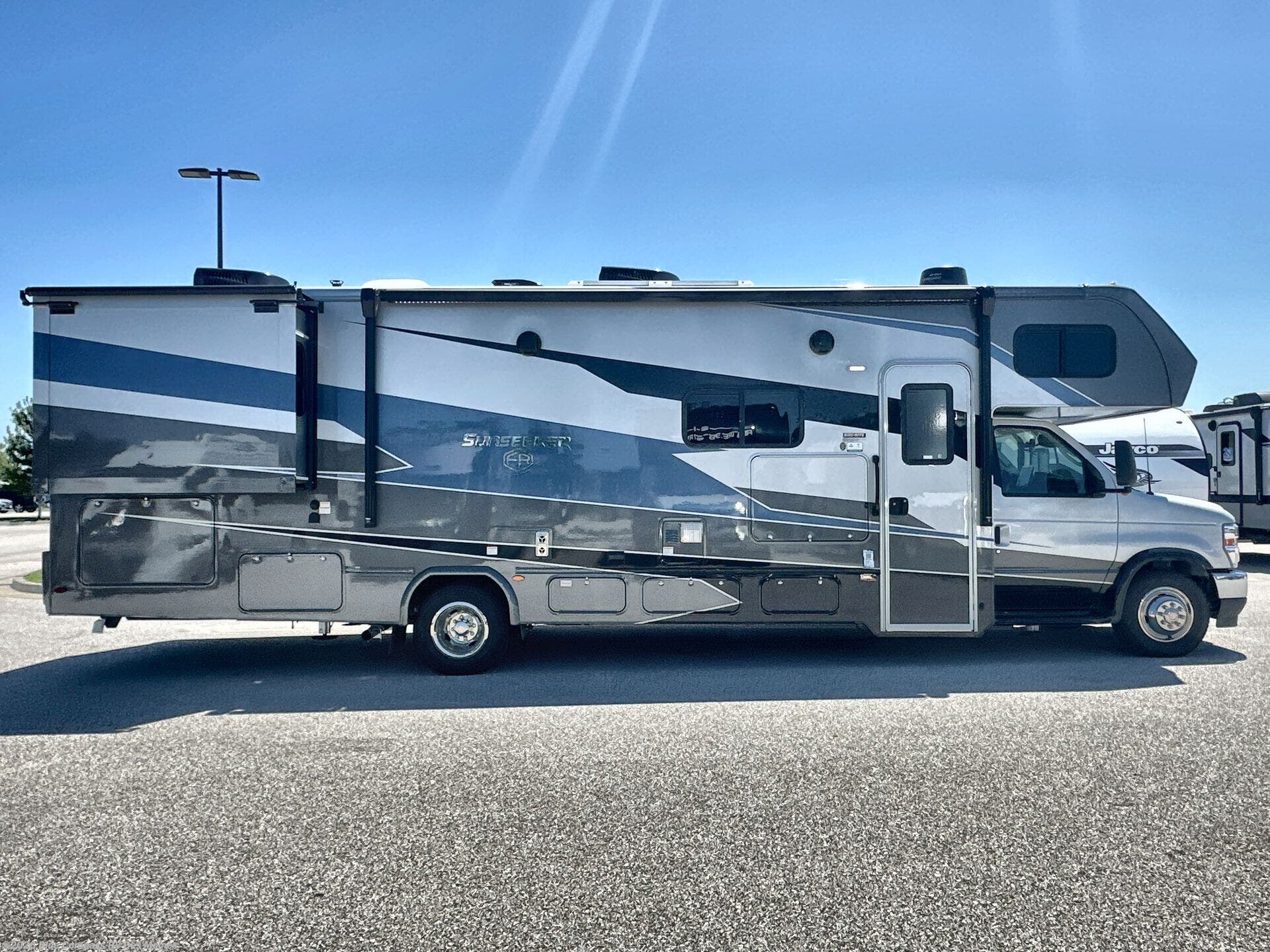2026 Forest River Sunseeker Classic 3010DS RV for Sale in Altoona, IA ...