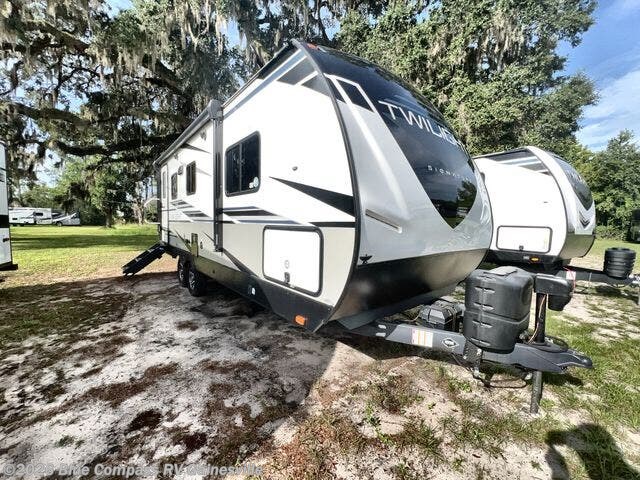 2022 Cruiser RV Twilight Signature 2100 RV for Sale in Alachua, FL ...