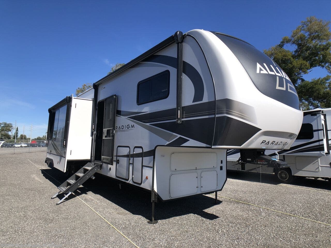 2024 Alliance RV Paradigm 395DS RV for Sale in Casselberry, FL 32707 ...