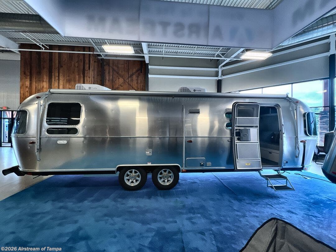 2025 Airstream Flying Cloud 30RB QUEEN RV for Sale in Dover, FL 33527 ...