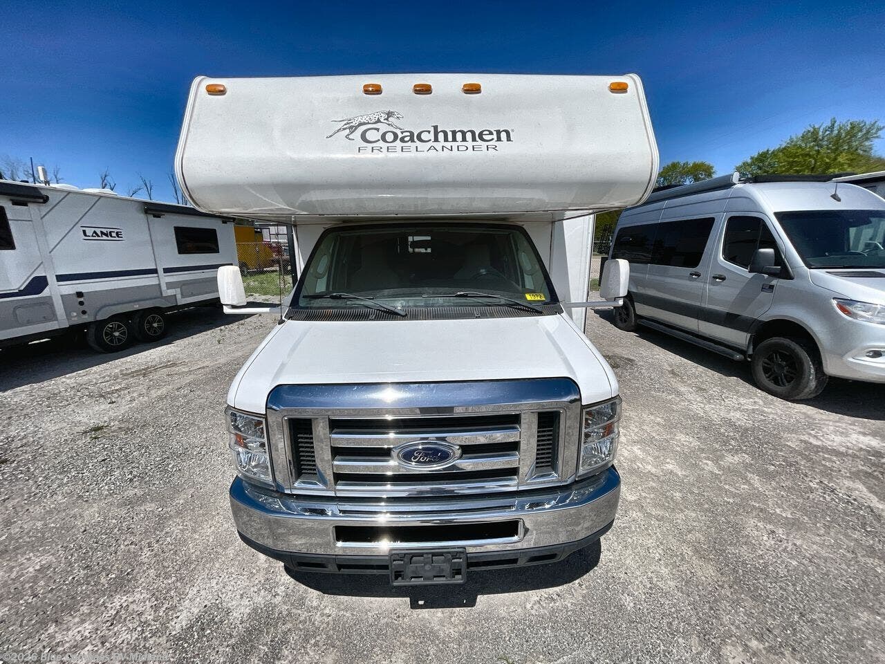 2013 Coachmen Freelander 32BH Ford 450 RV for Sale in Midland, MI 48642 ...