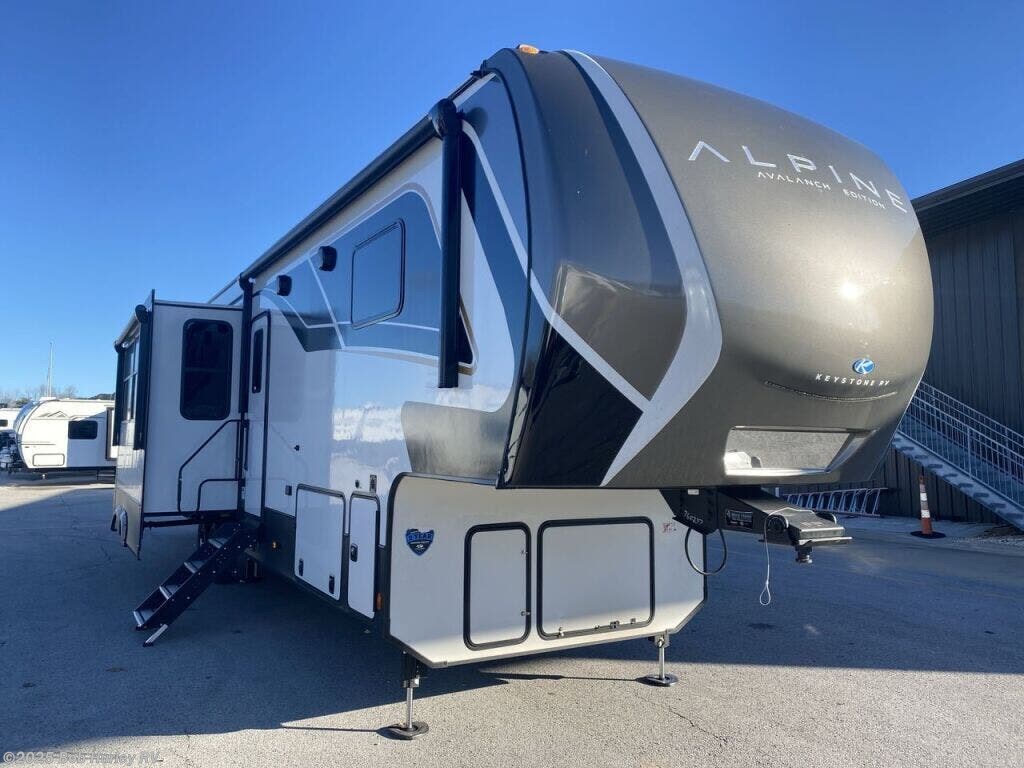2024 Keystone Alpine 390DS RV for Sale in Tulsa, OK 74107 | R7243 ...