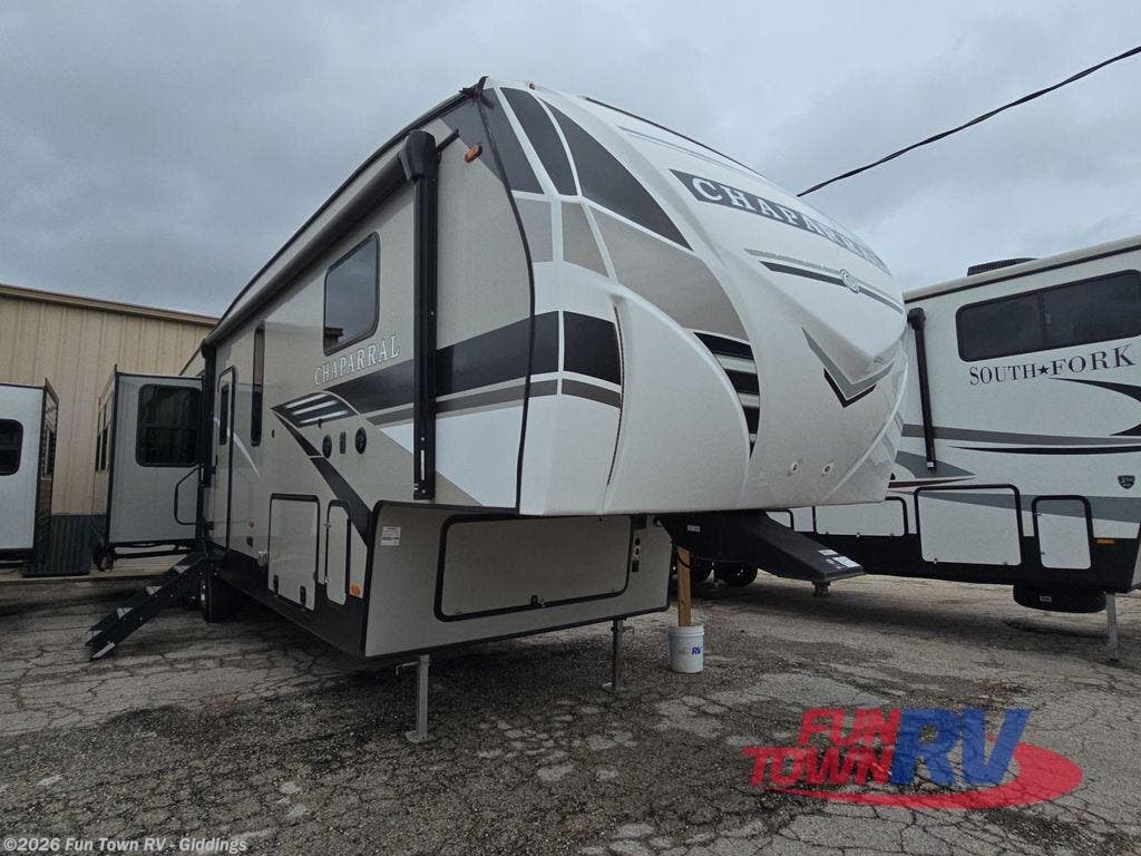 2020 Coachmen Chaparral 360IBL RV for Sale in Giddings, TX 78942 ...