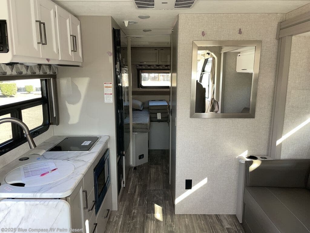 2025 Thor Motor Coach Geneva 24VS RV for Sale in Palm Desert, CA 92211 | M107504 | RVUSA.com ...