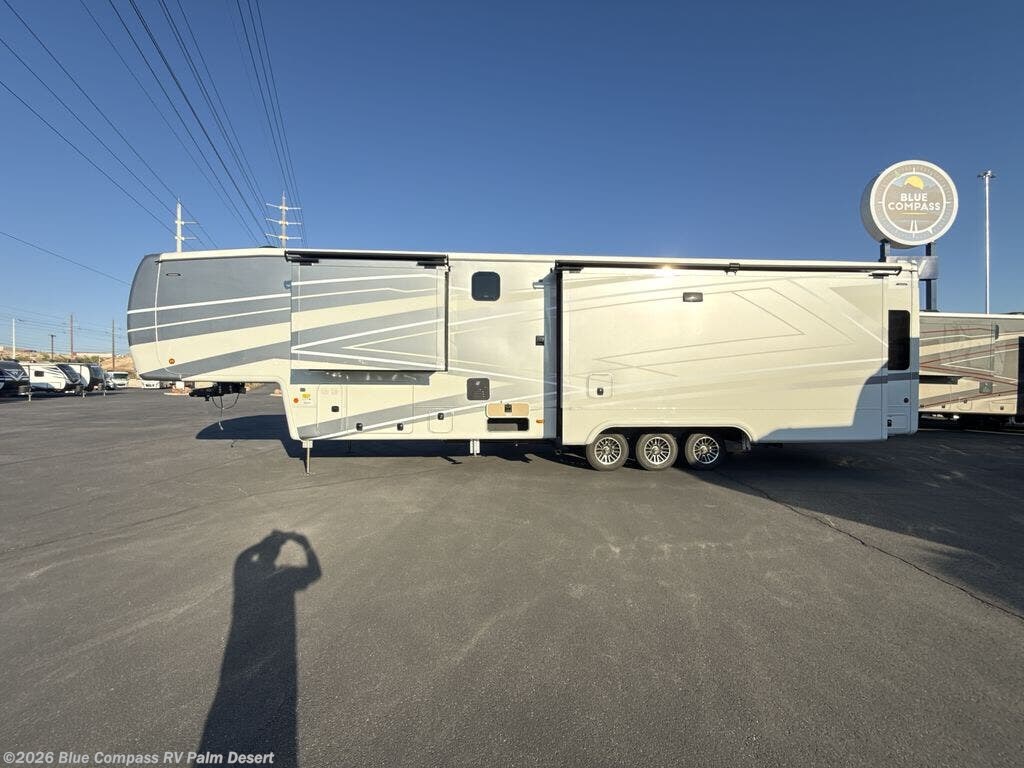 2025 DRV Mobile Suites MS Houston RV for Sale in Palm Desert, CA 92211 ...